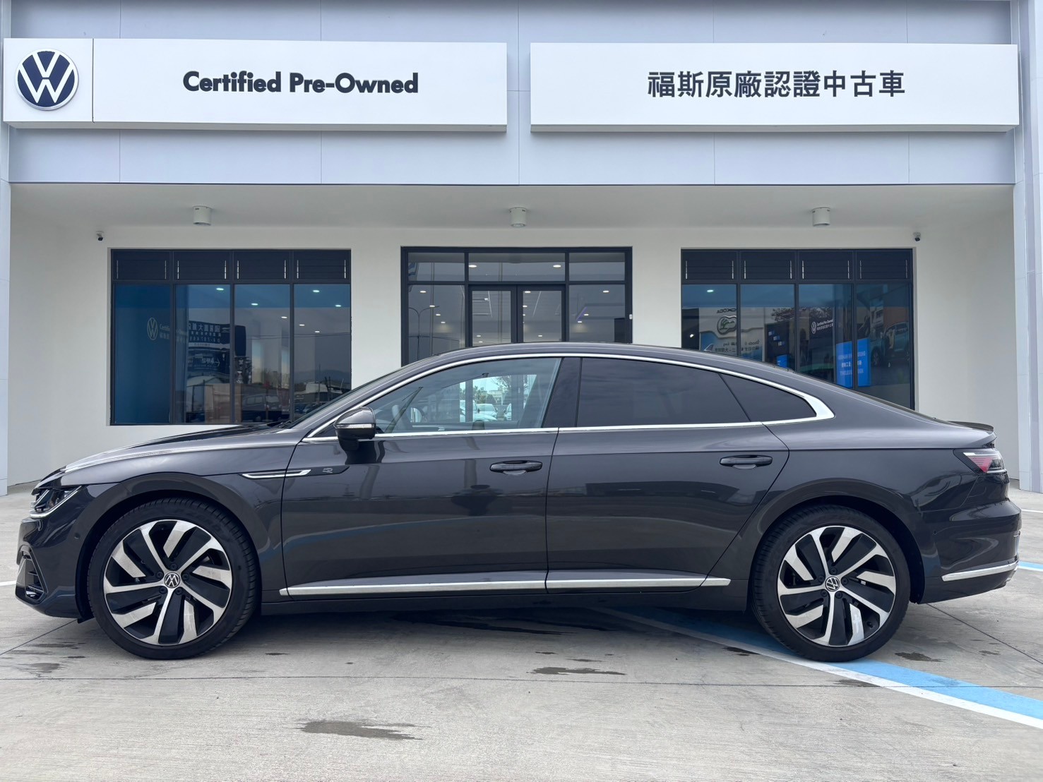 福斯原廠認證中古車 Arteon Fastback 330 TSI R-Line